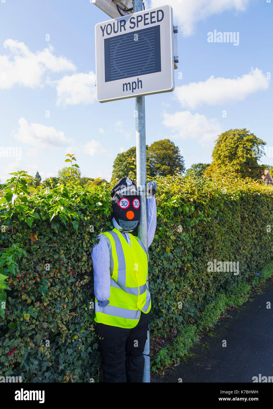Police mannequin hi-res stock photography and images - Alamy