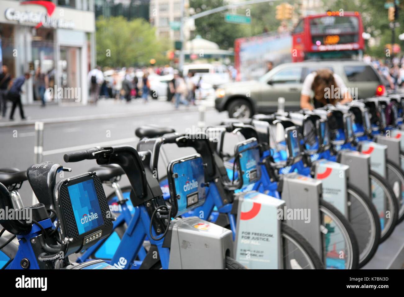 Bus bike racks hi-res stock photography and images - Alamy