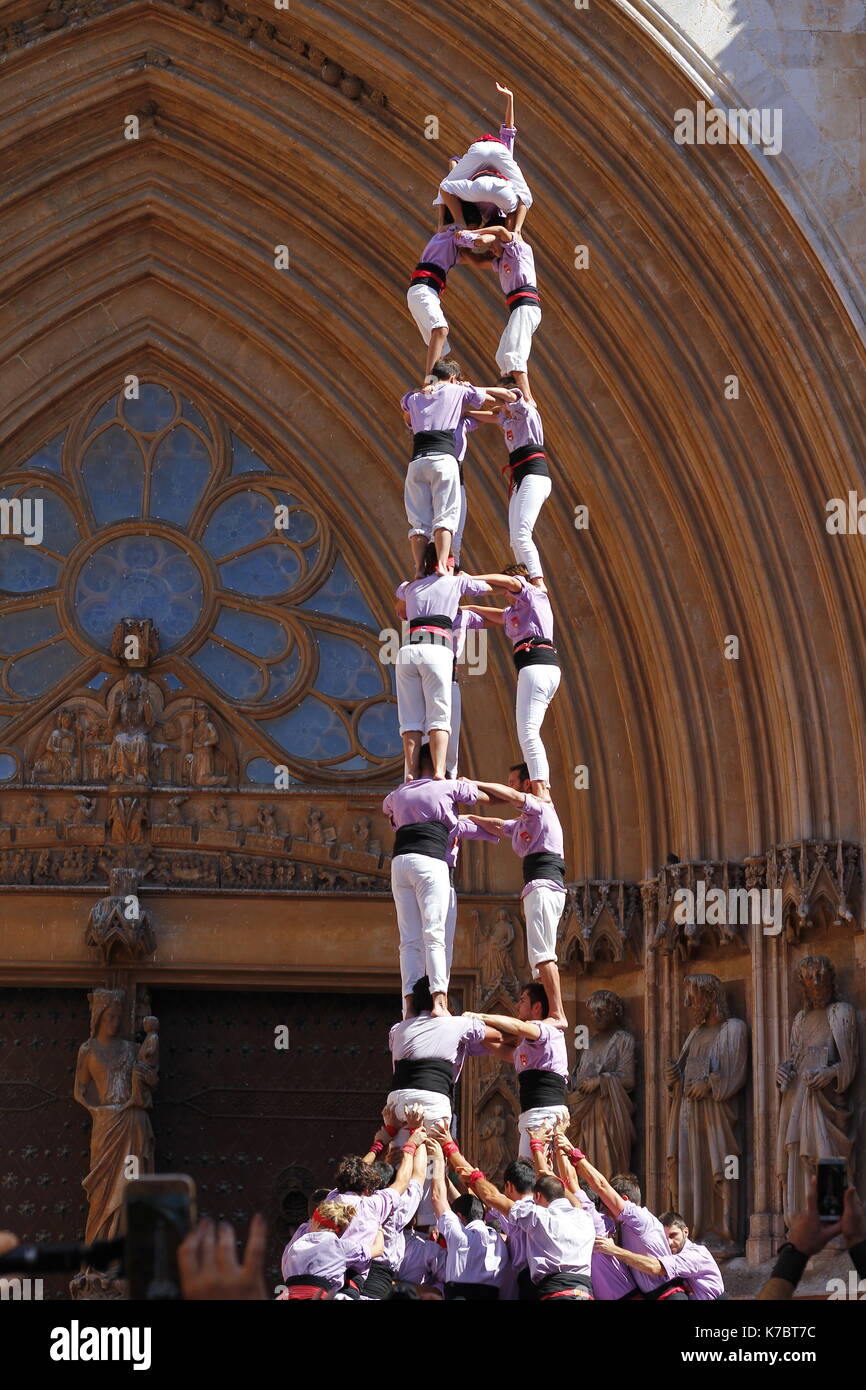 Castells hi-res stock photography and images - Alamy
