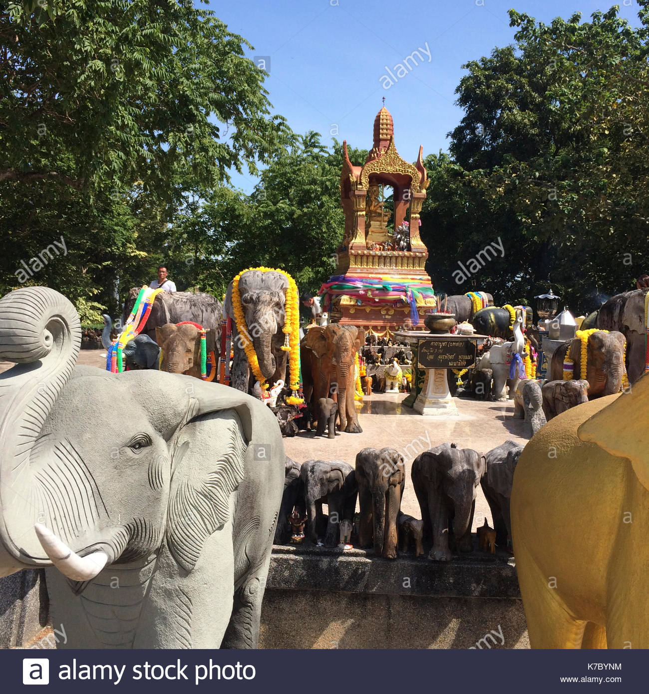 Phra Phrom High Resolution Stock Photography and Images - Alamy