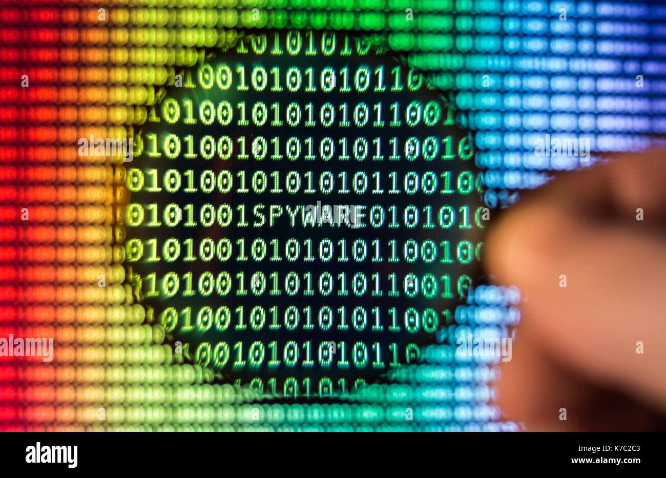 Magnifying glass computer screen hi-res stock photography and images ...