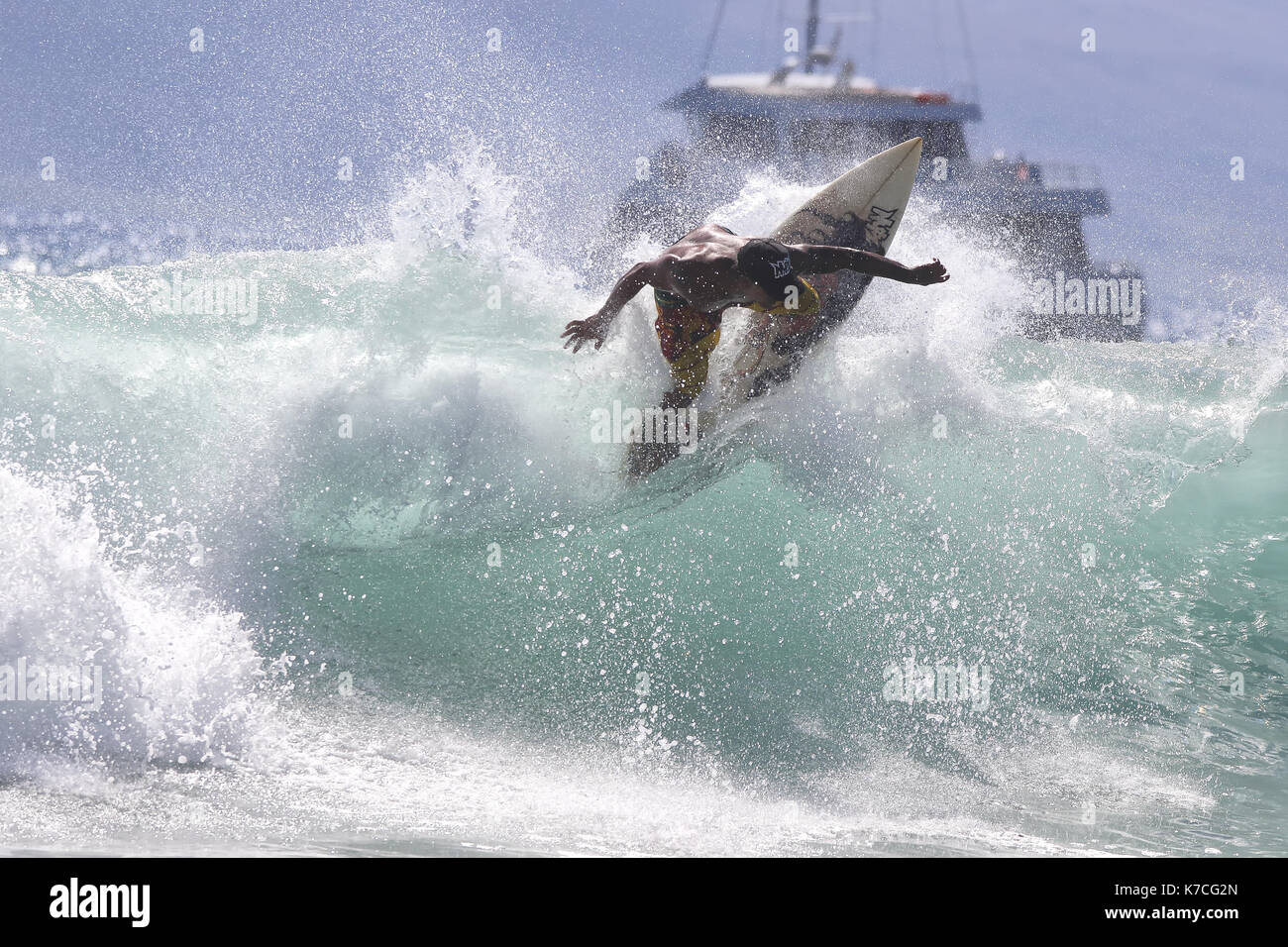 Extreme action surfing at Breakwall in Lahaina on Maui Stock Photo - Alamy