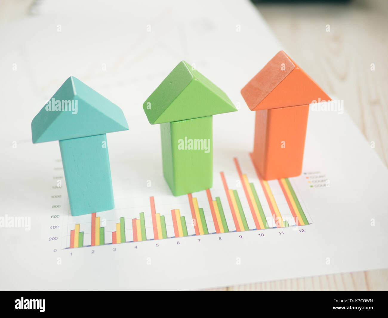 building blocks arrow on table Stock Photo - Alamy