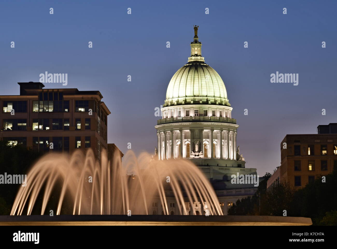 SEPTEMBER 12, 2017 - MADISON, WISCONSIN : The capital building dome in ...