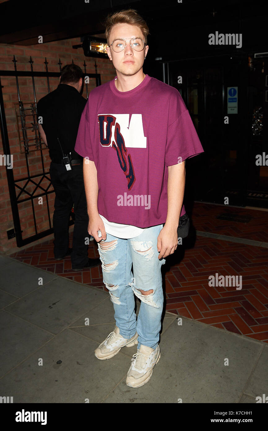 Roman singer songwriter hi-res stock photography and images - Alamy