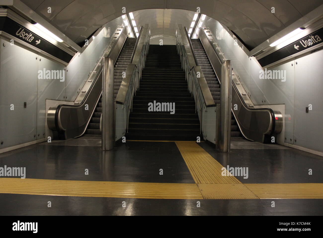 Subway museo napoli hi-res stock photography and images - Alamy