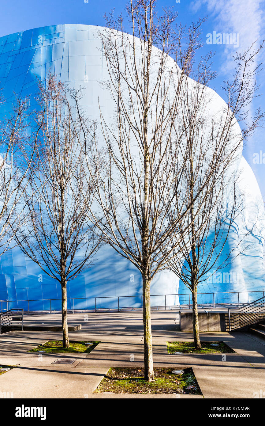 SEATTLE-DEC 1, 2014: The EMP Museum at Seattle Center, with distinctive ...