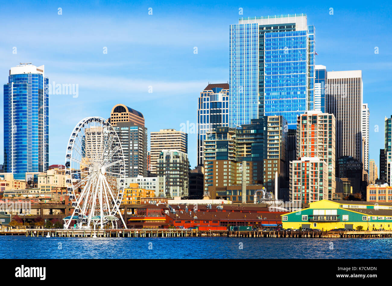 Seattle skyline water hi-res stock photography and images - Alamy