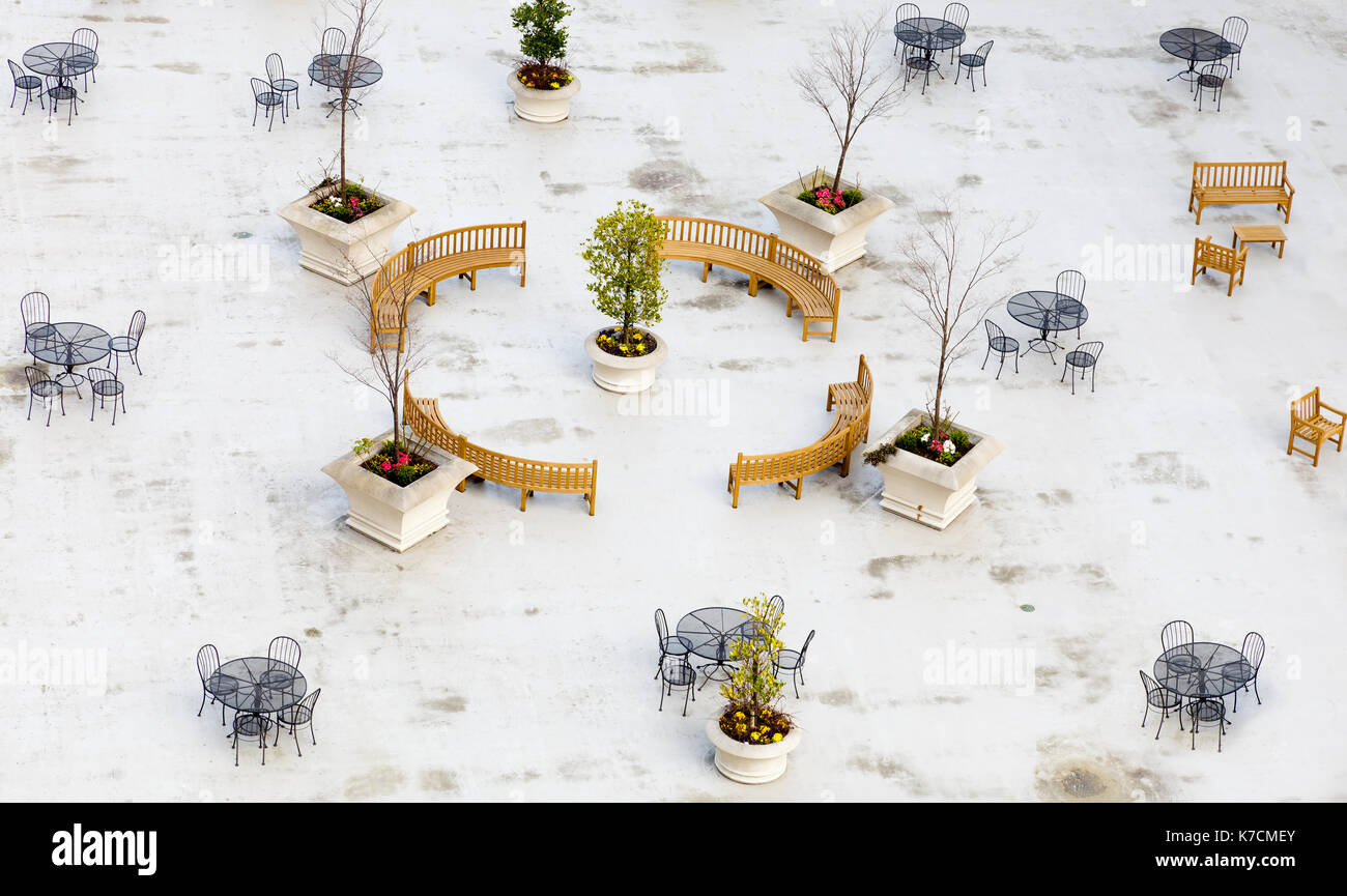 Rooftop garden hi-res stock photography and images - Alamy