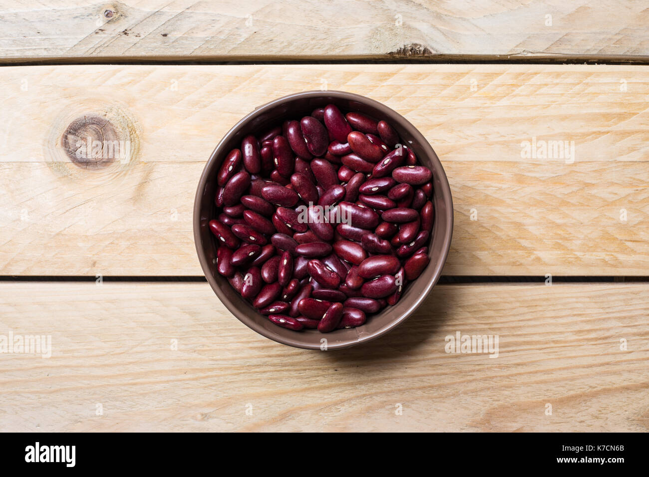 Canned red brown beans hi-res stock photography and images - Alamy