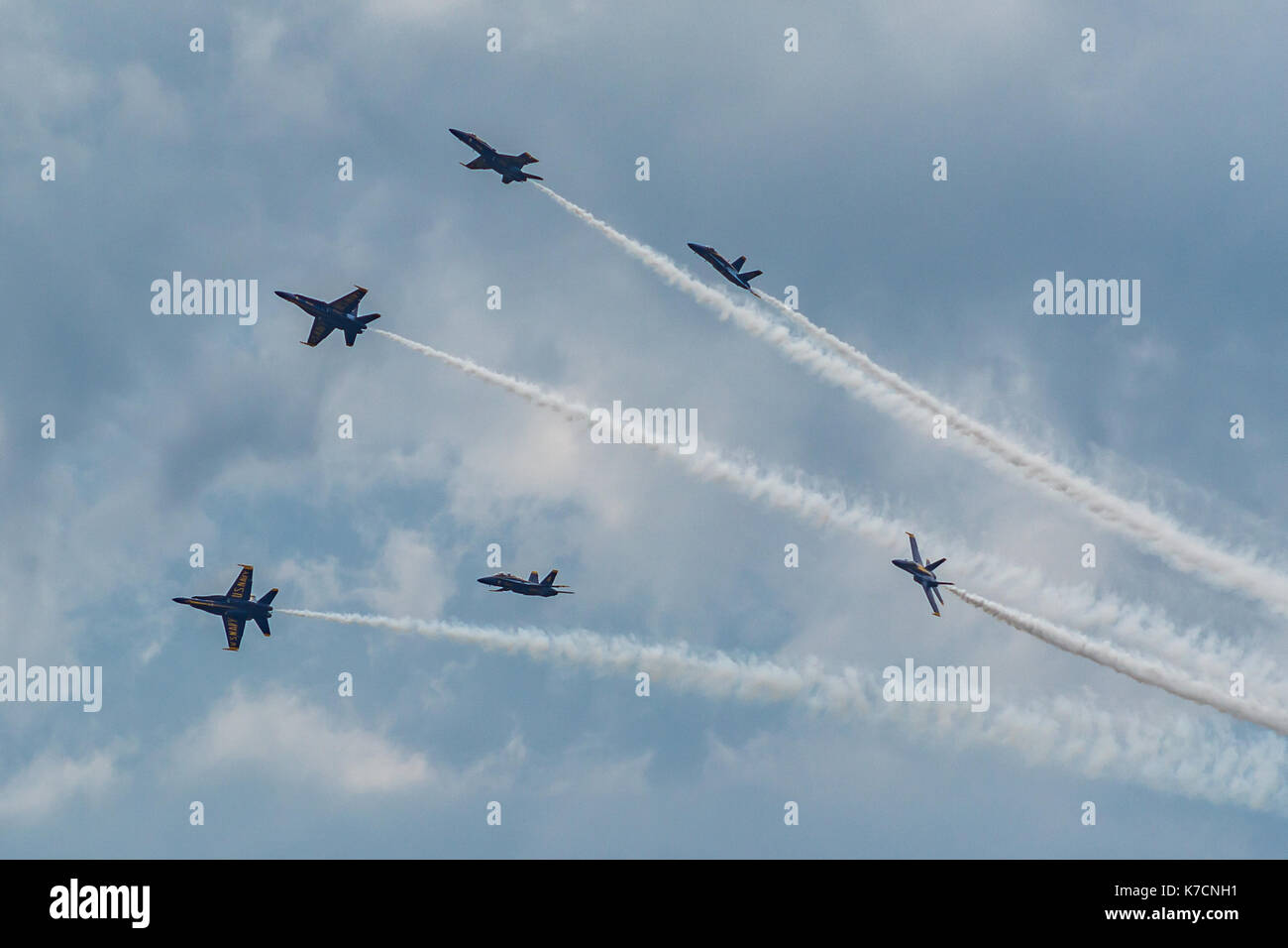 Navy jet hi-res stock photography and images - Alamy