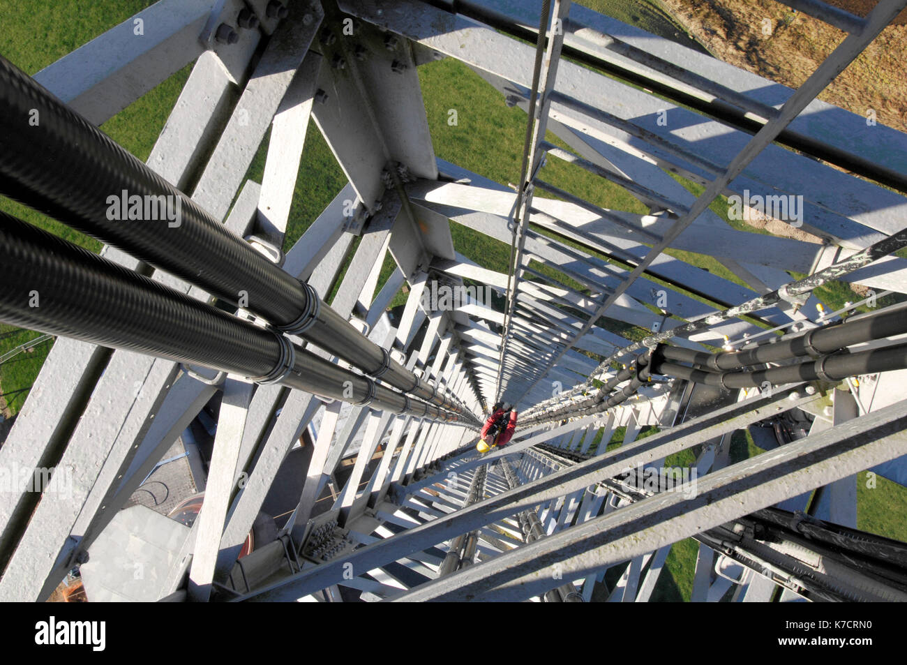 Working On Tv Mast Stock Photos & Working On Tv Mast Stock Images - Alamy