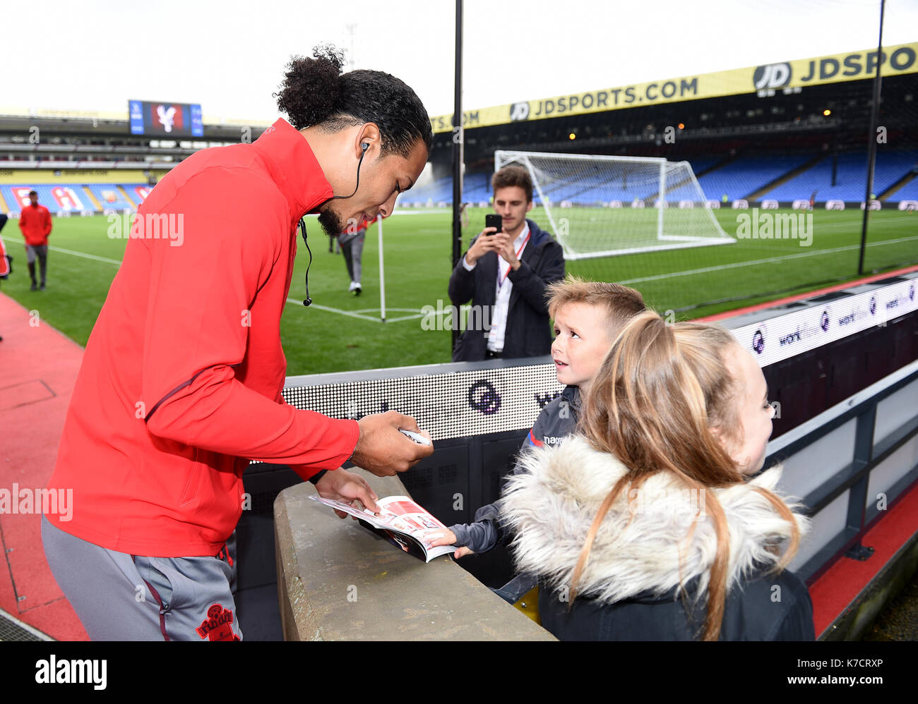 Southampton's Virgil van Dijk prior to the Premier League match at ...