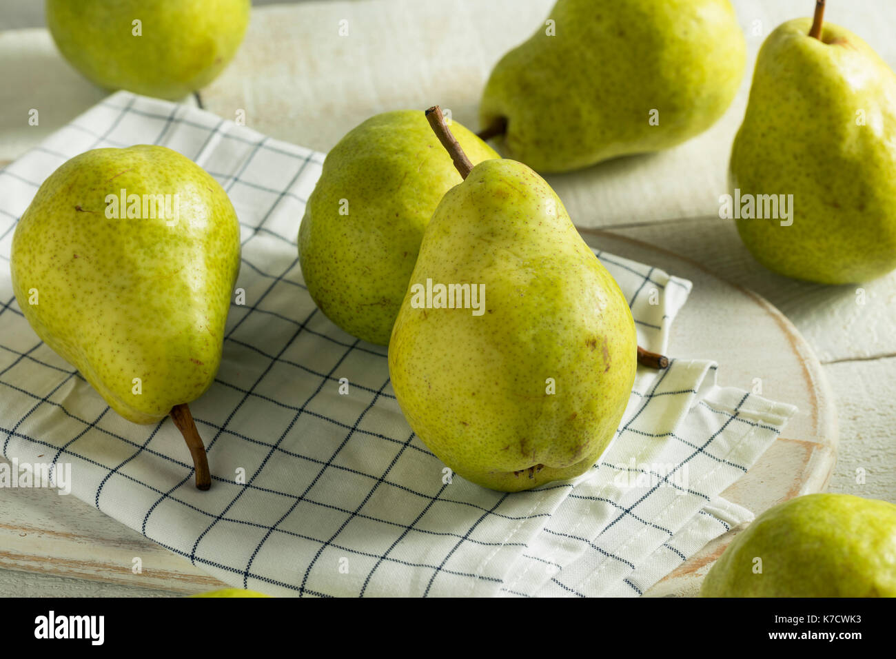 Raw Green Organic Bartlett Pears Ready to Eat Stock Photo - Alamy