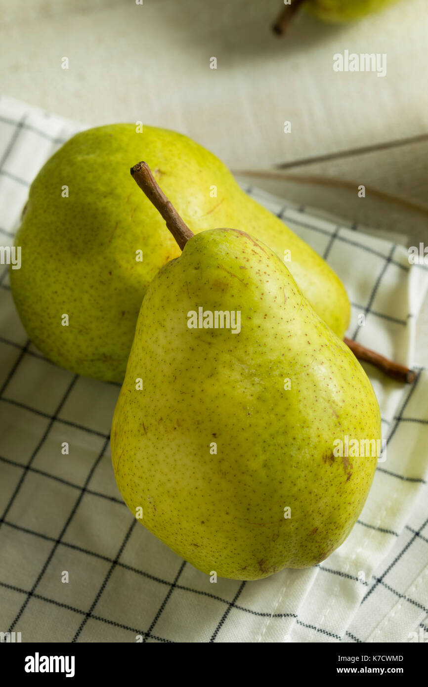 Raw Green Organic Bartlett Pears Ready to Eat Stock Photo - Alamy