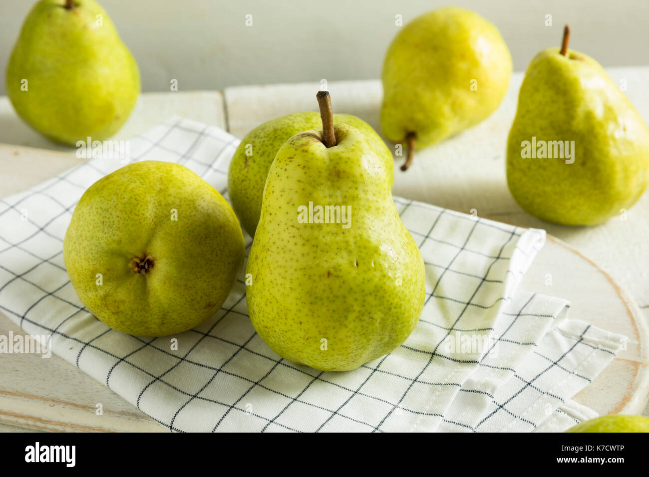 Raw Green Organic Bartlett Pears Ready to Eat Stock Photo - Alamy