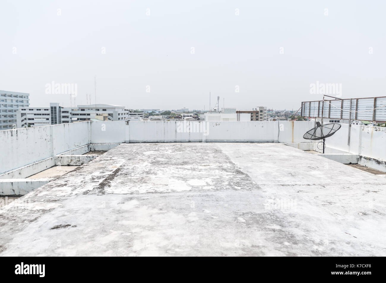 Old empty building deck rooftop top space Stock Photo - Alamy