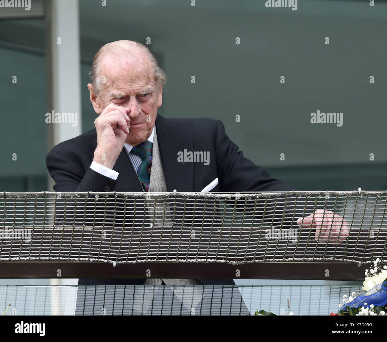 Prince philip at epsom downs racecourse hi-res stock photography and ...
