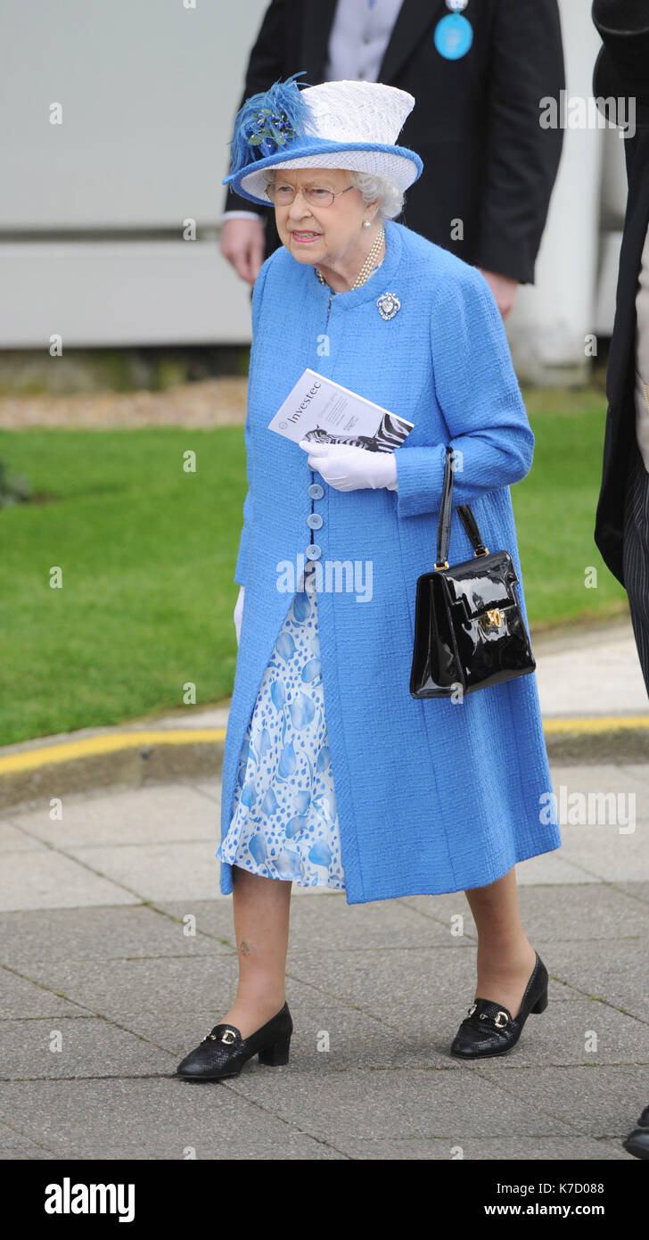 Queen Elizabeth Black Teeth High Resolution Stock Photography and ...