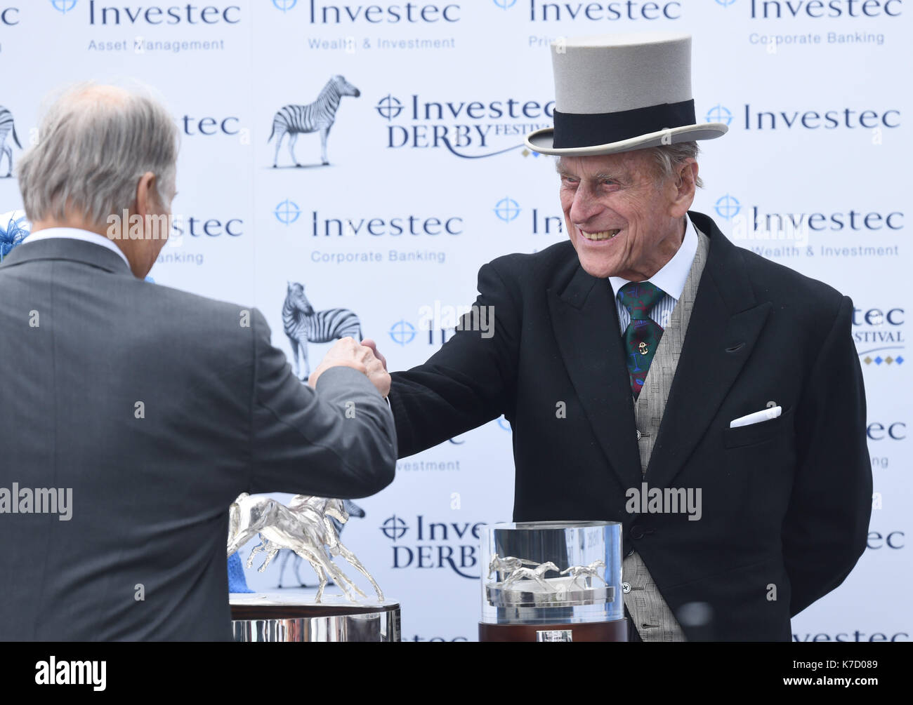 Duke of edinburgh awards philip hi-res stock photography and images - Alamy
