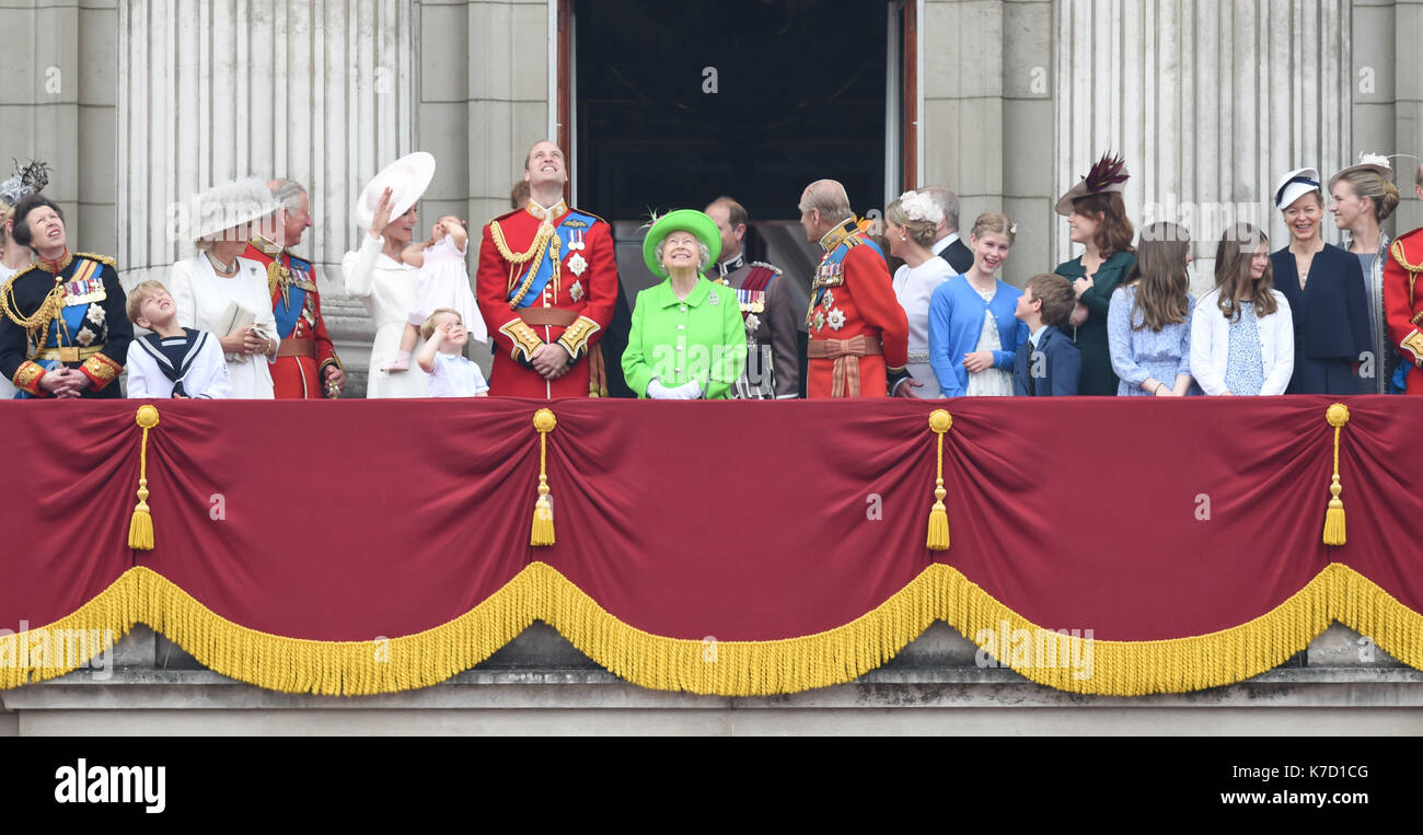 Queen elizabeth princess anne laughing hi-res stock photography and ...