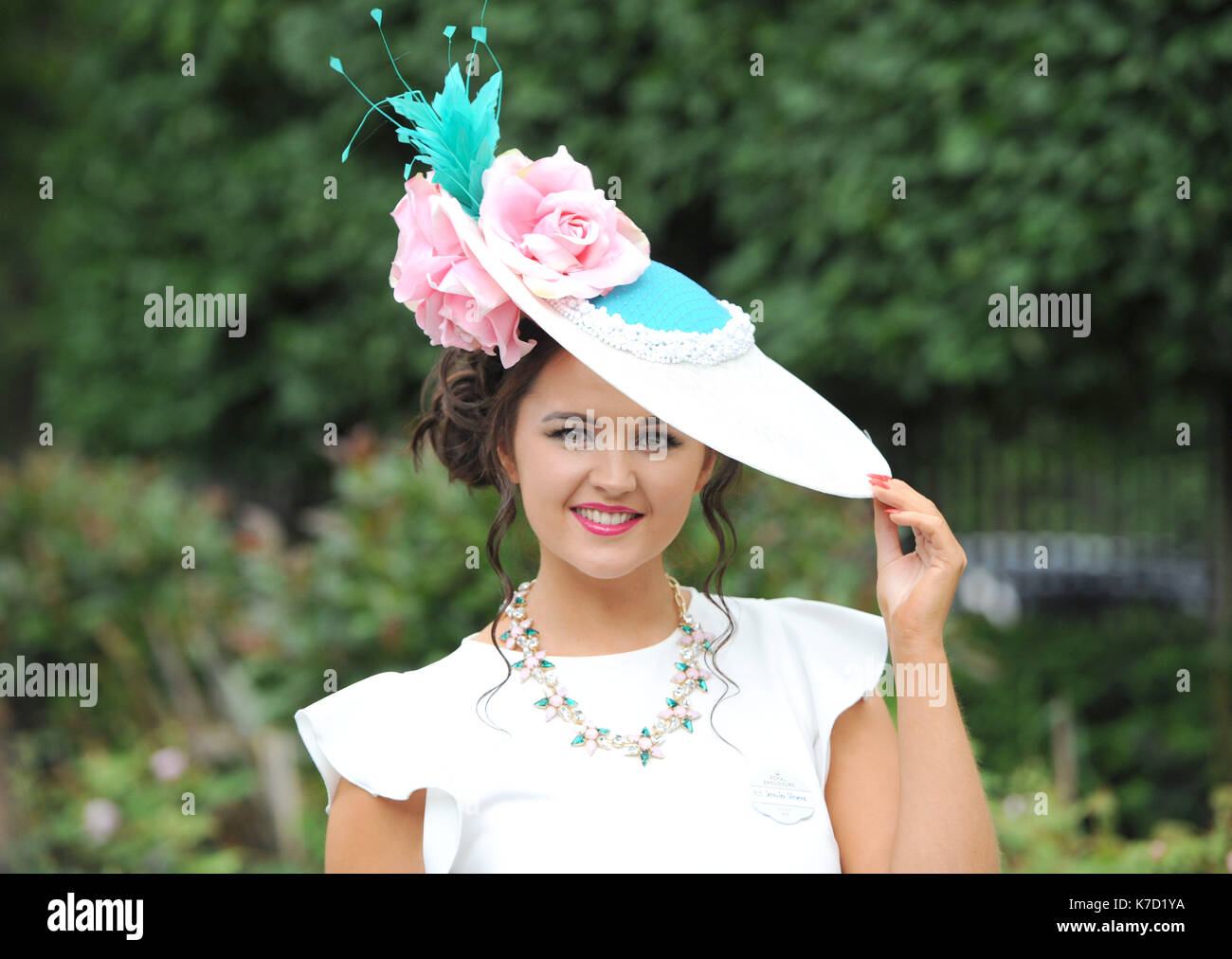 Jennifer wrynne hi-res stock photography and images - Alamy