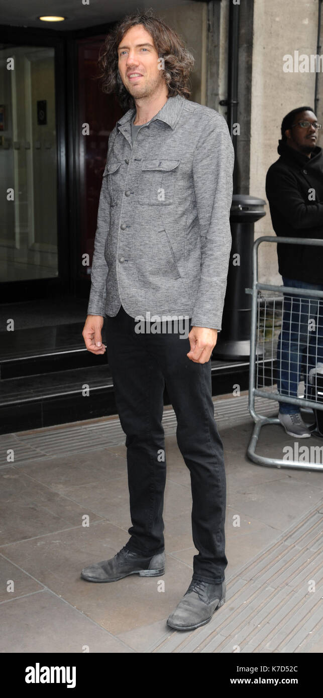 Photo Must Be Credited ©Alpha Press 078237 19/05/2016 Gary Lightbody ...