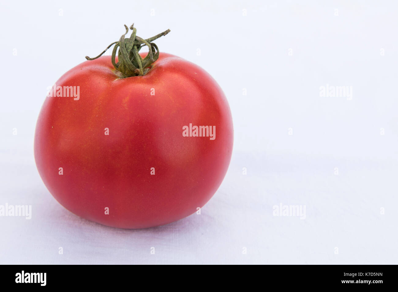 Organic, ripe tomatoes Stock Photo - Alamy