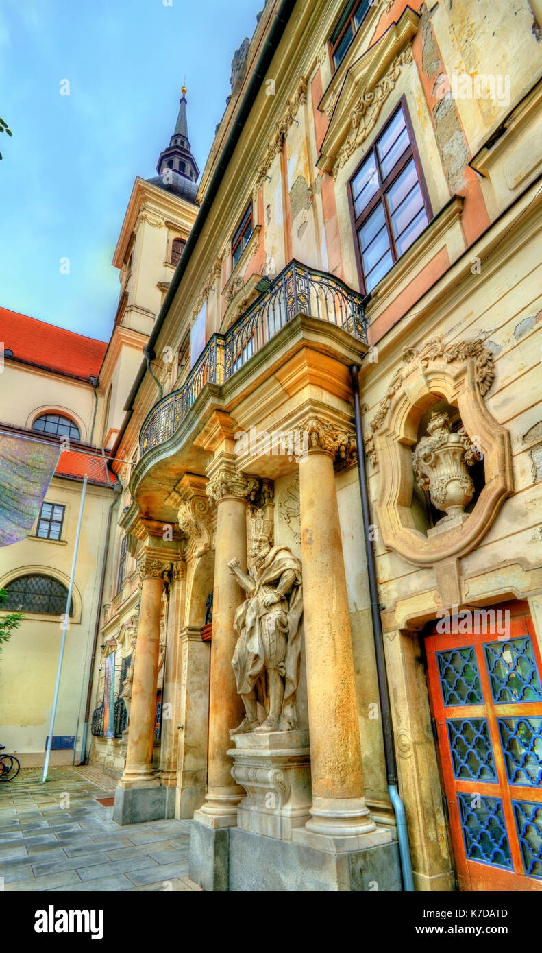 Governors palace gate hi-res stock photography and images - Alamy