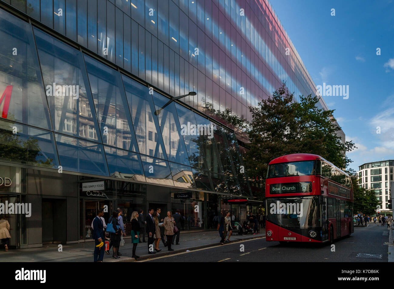 One New Change Shopping Centre, Cheapside, London, UK Stock Photo - Alamy