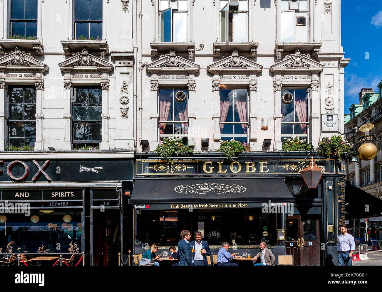Globe House London High Resolution Stock Photography and Images - Alamy
