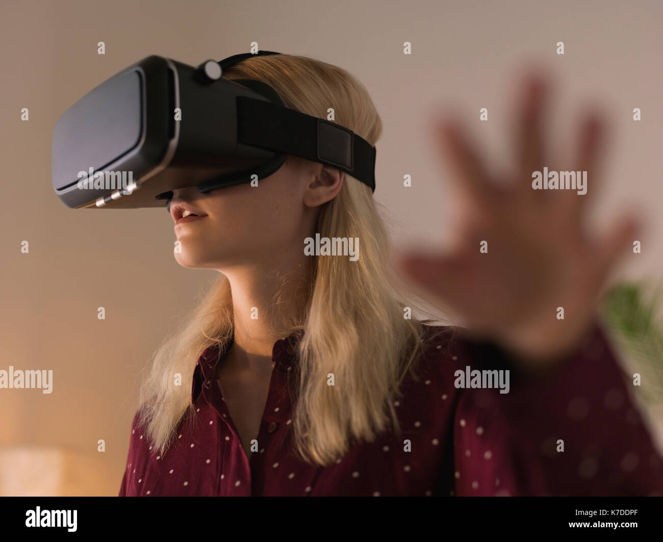 Virtual walls hi-res stock photography and images - Alamy