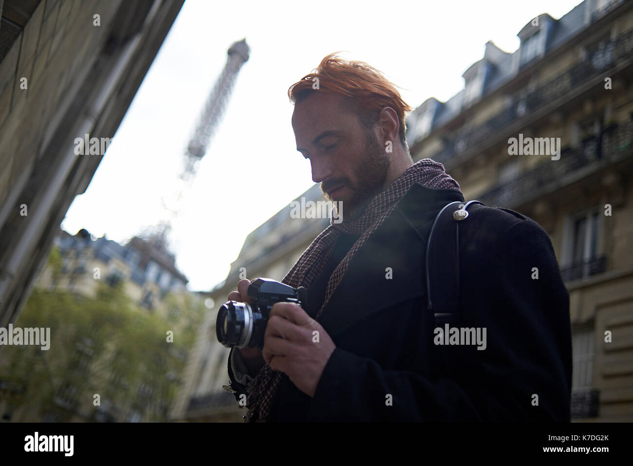 The man on the eiffel tower hi-res stock photography and images - Alamy