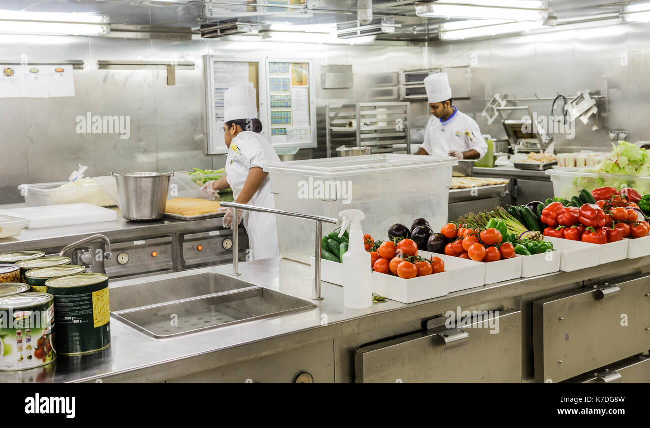 Restaurant Vegetable Prep in Kitchen Stock Photo - Alamy