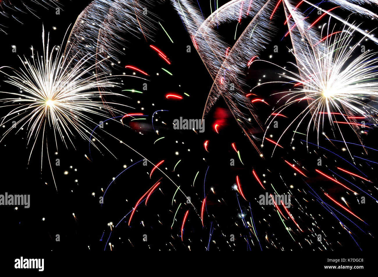 Multi colored fireworks hi-res stock photography and images - Alamy