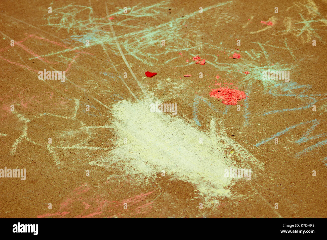 Chalk outline hi-res stock photography and images - Alamy