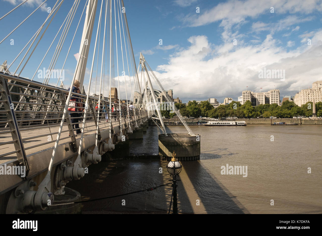 Golden Jubilee Bridge in London over the Thames Stock Photo - Alamy