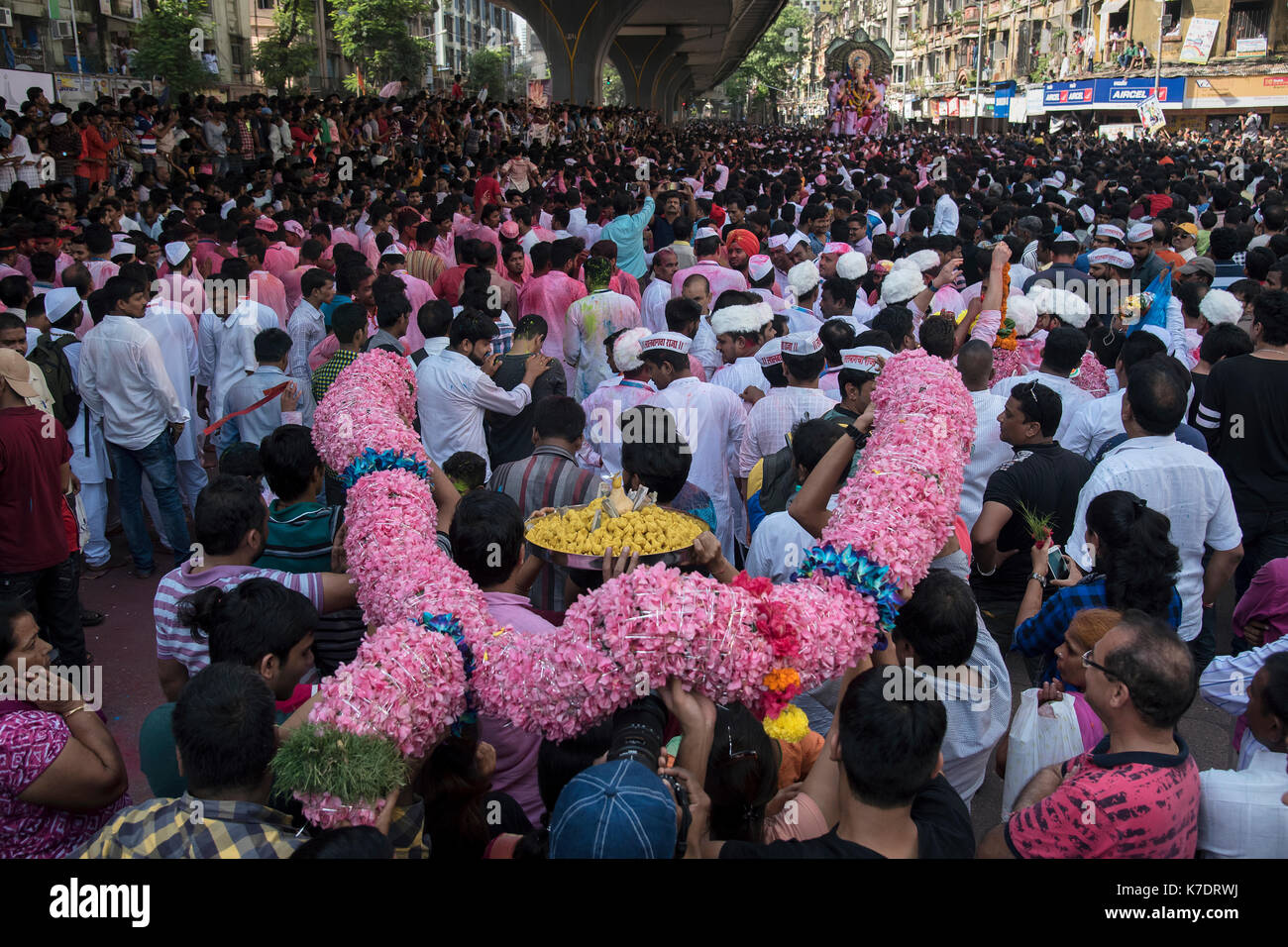 The image of Devotees waiting with garaland for Ganpati for Elephant ...