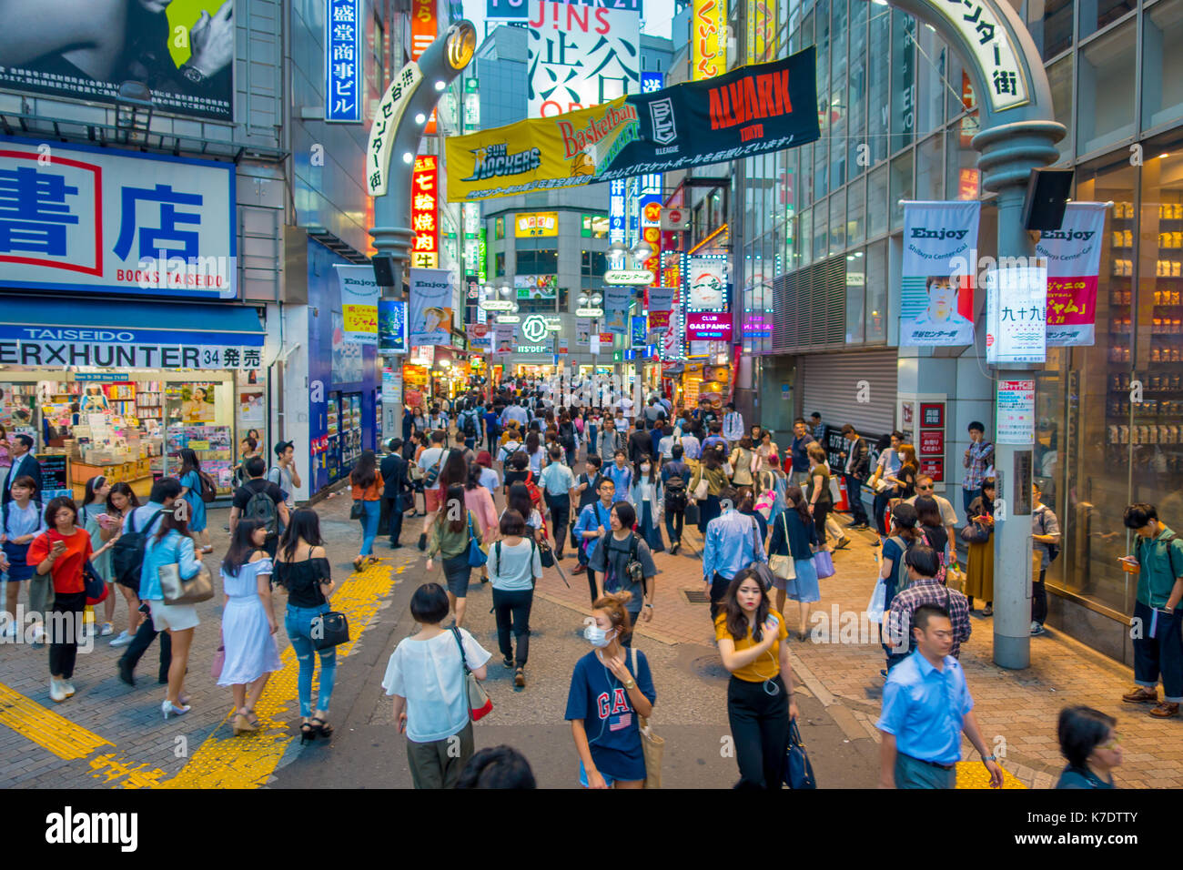 Asian overpopulation hi-res stock photography and images - Alamy