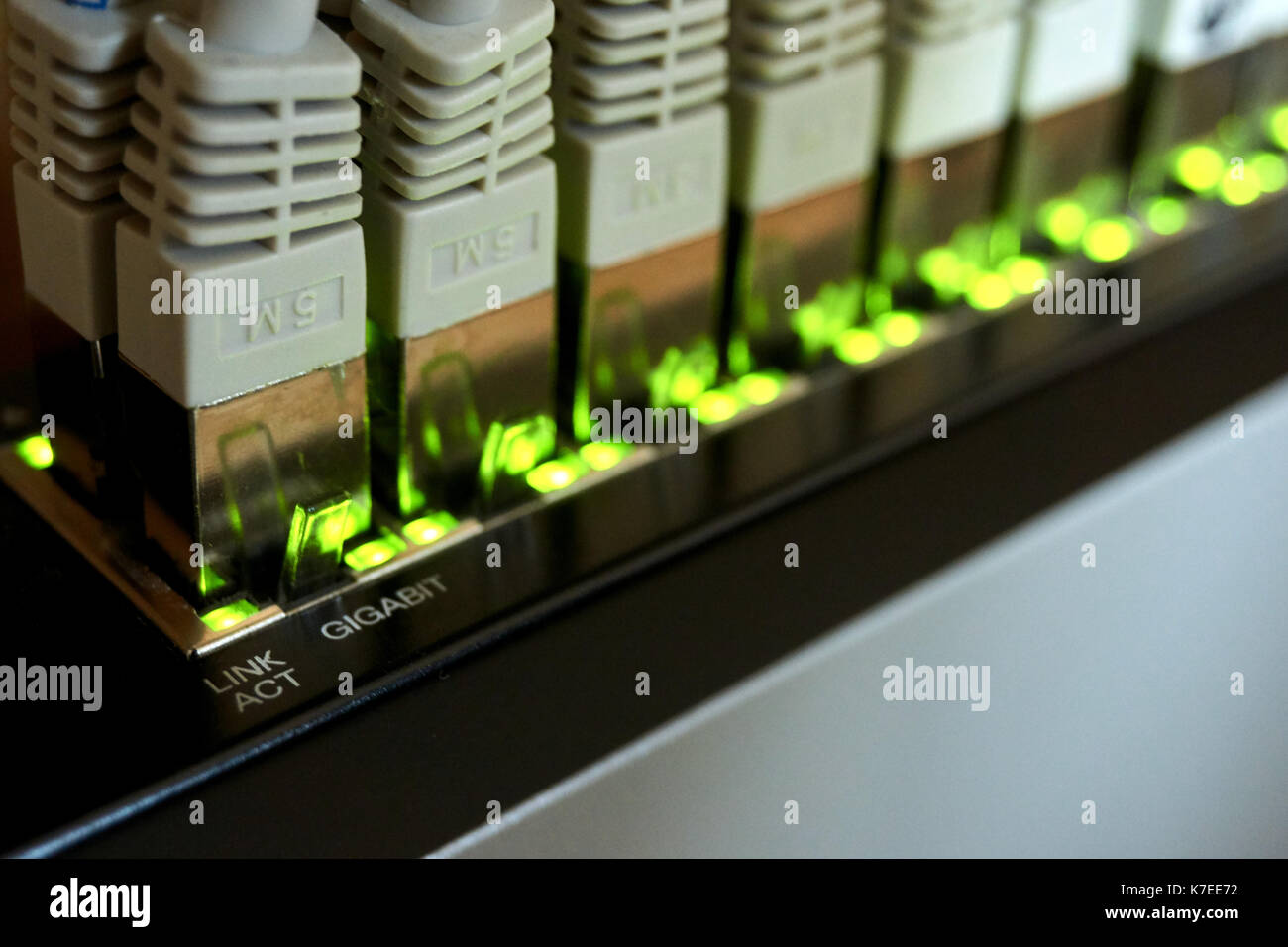 gigabit ethernet connection Stock Photo - Alamy