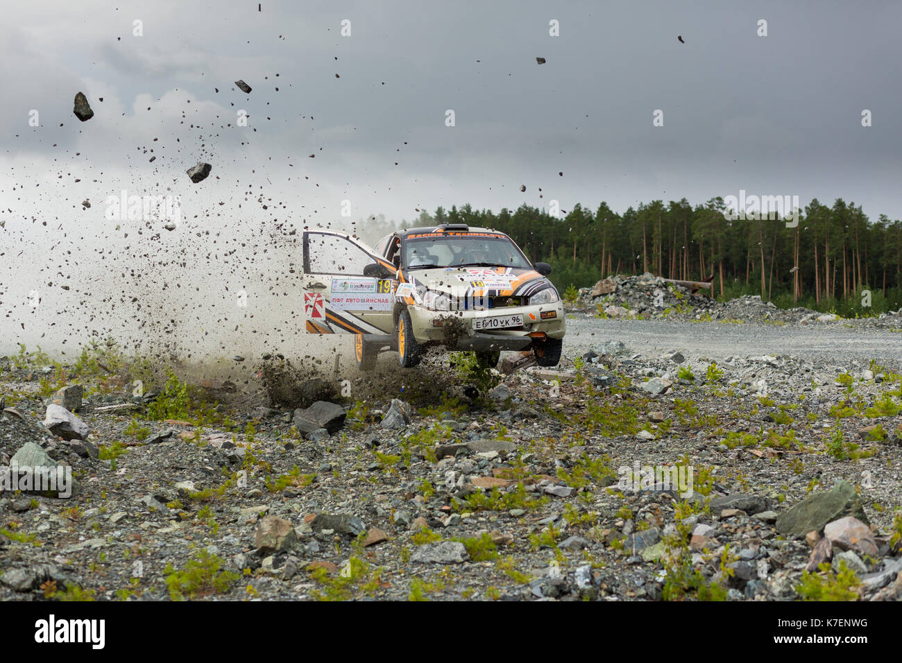 Rally car crash hi-res stock photography and images - Alamy