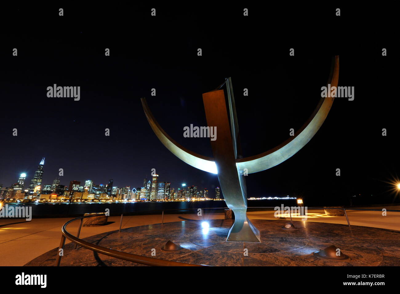 Clear sundial hi-res stock photography and images - Alamy