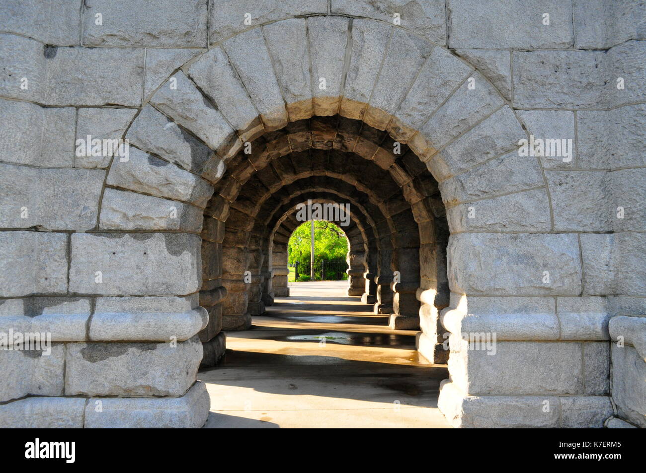 A stone arch walkway in Chicago Stock Photo - Alamy