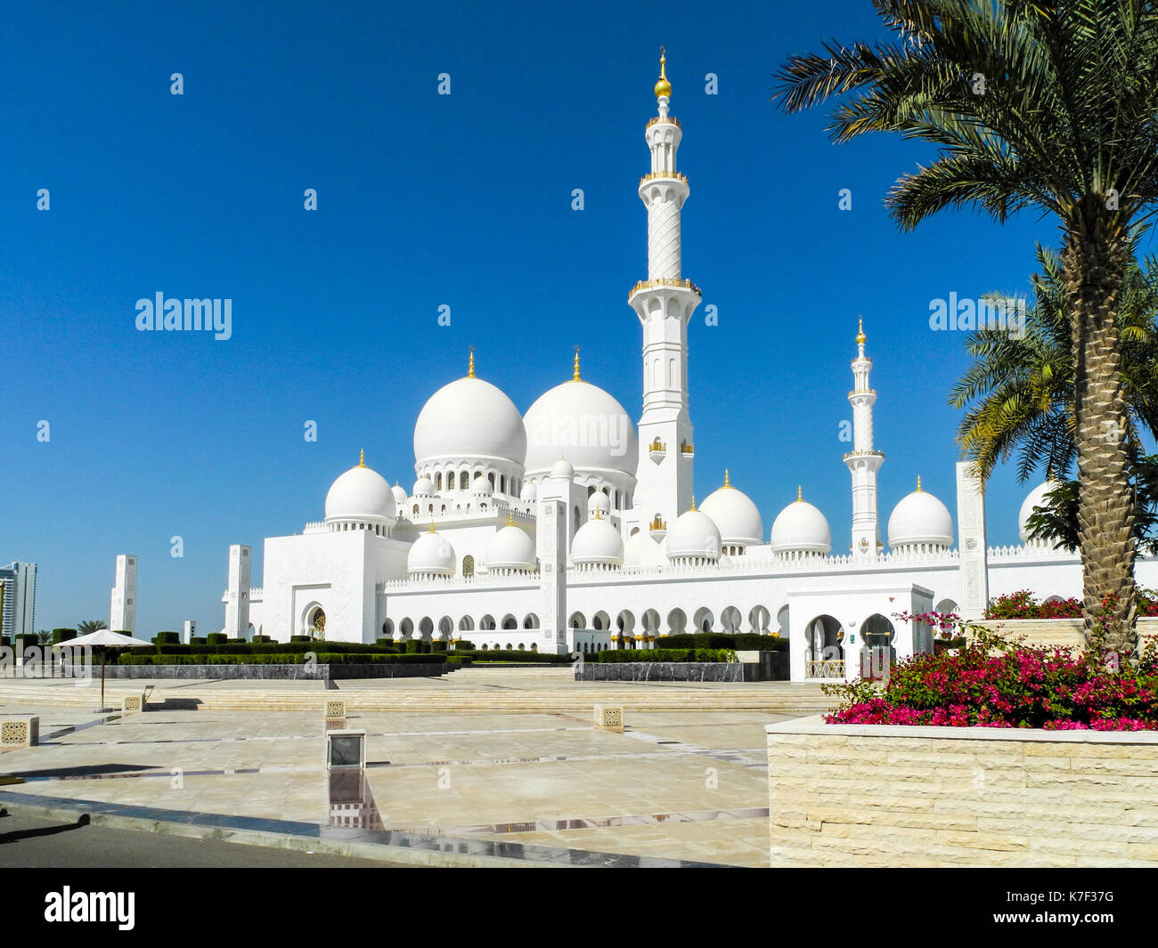 Caribbean mosque hi-res stock photography and images - Alamy