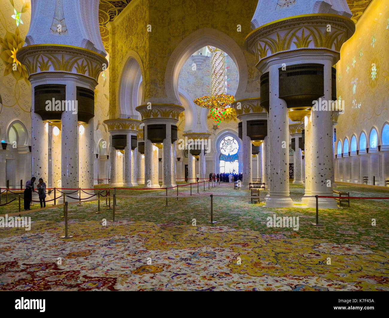 Interior Sheikh Zayed Mosque Abu Dhabi Stock Photo - Alamy