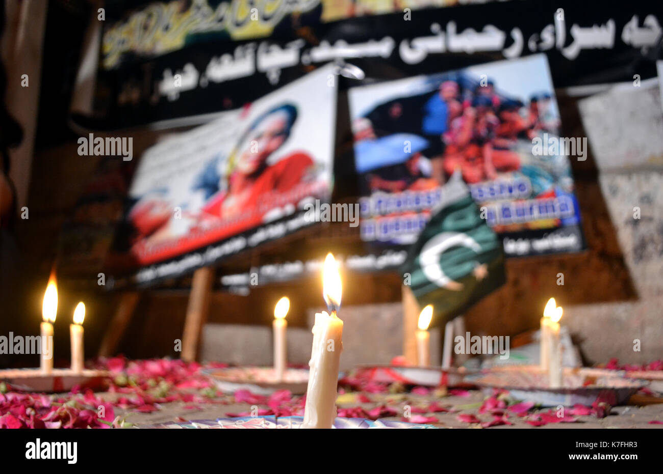 Hyderabad, Pakistan. 15th Sep, 2017. Eunuchs burns candles in the ...