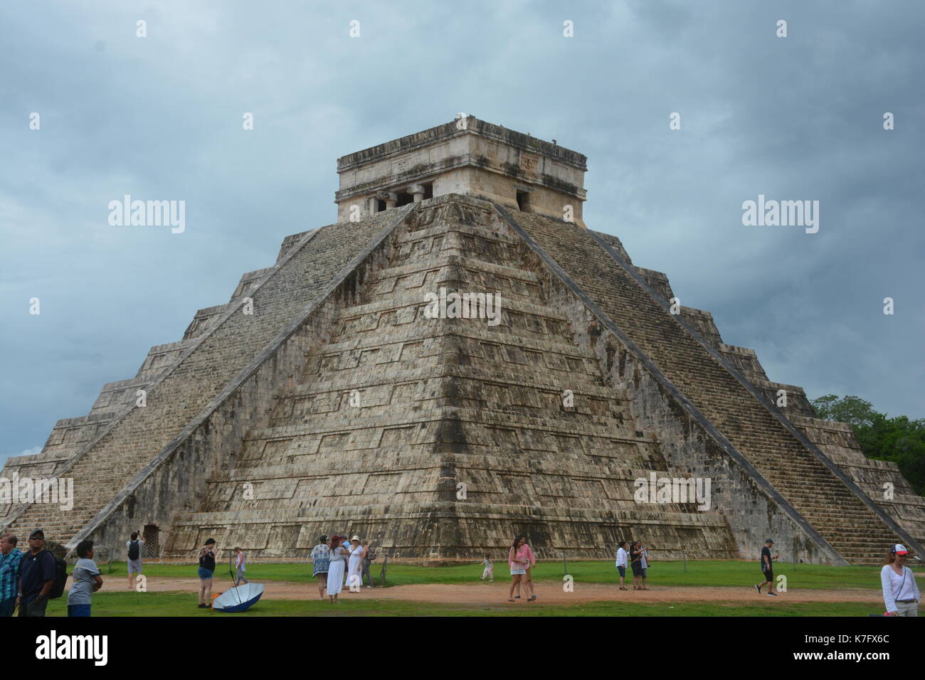 Pyramid Chichen Itza Mexico Stock Photo - Alamy