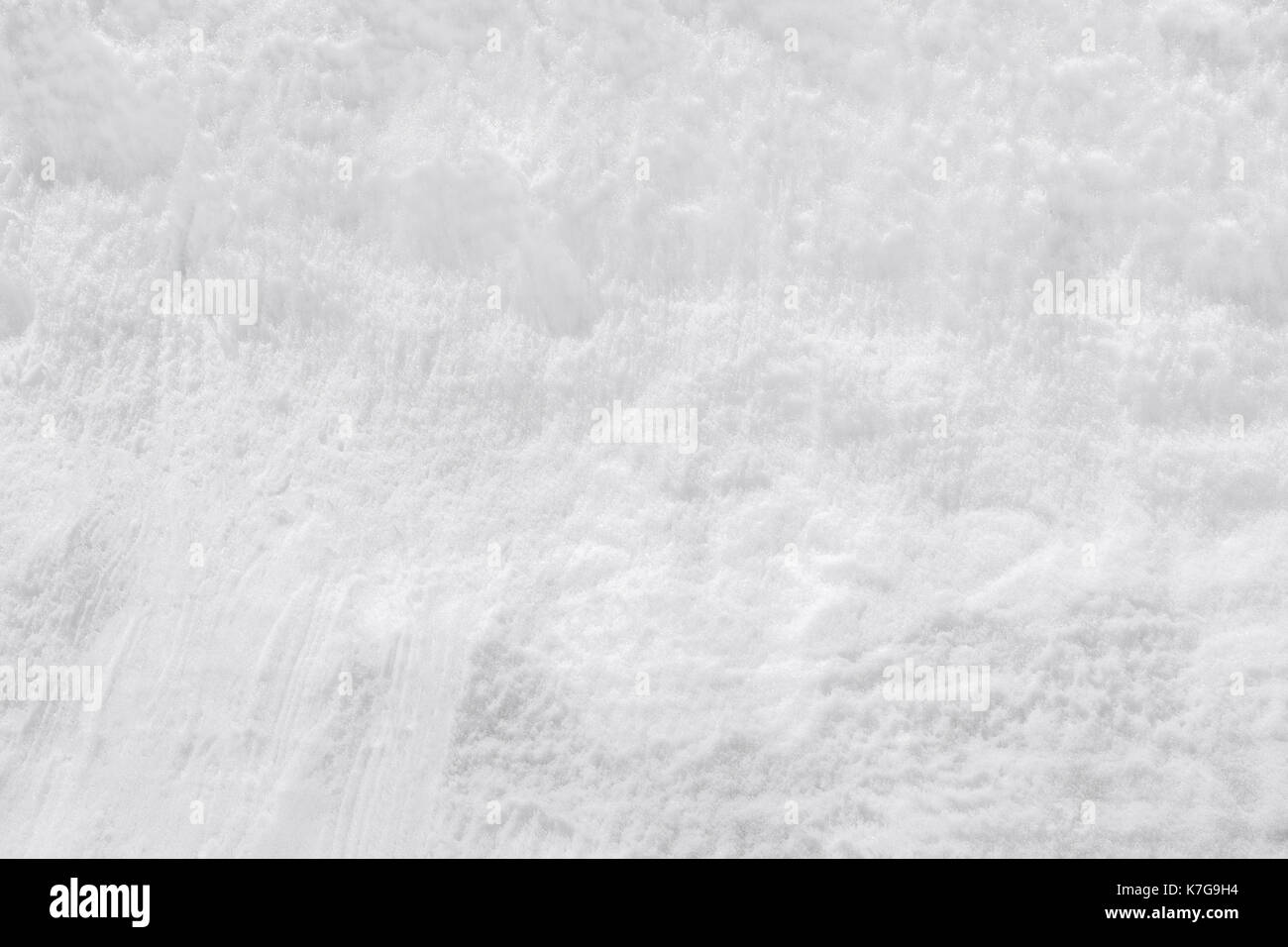 White fresh snow hi-res stock photography and images - Alamy