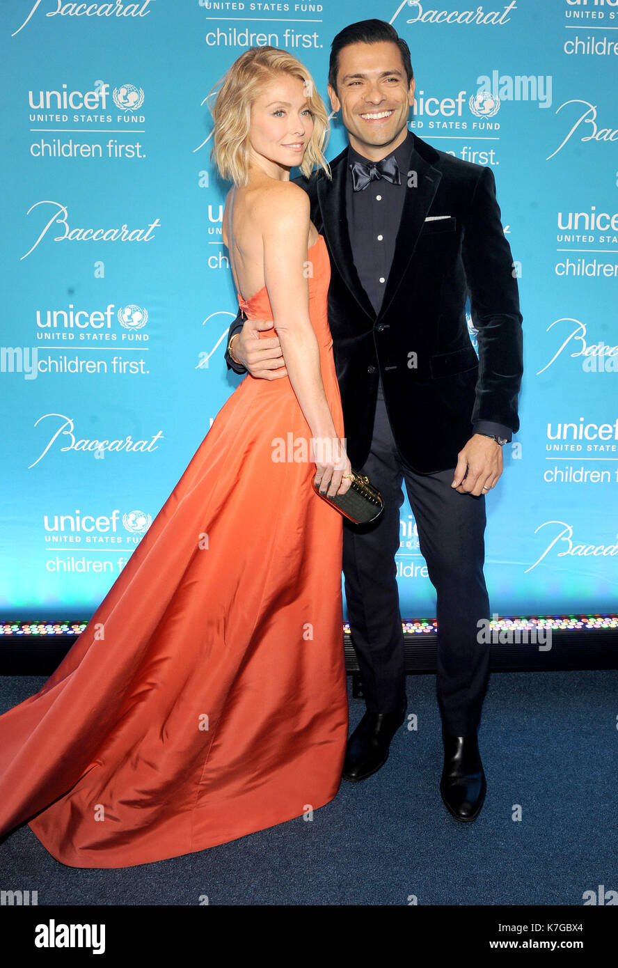 New York, NY- December 2: Kelly Ripa and Mark Consuelos attends the ...