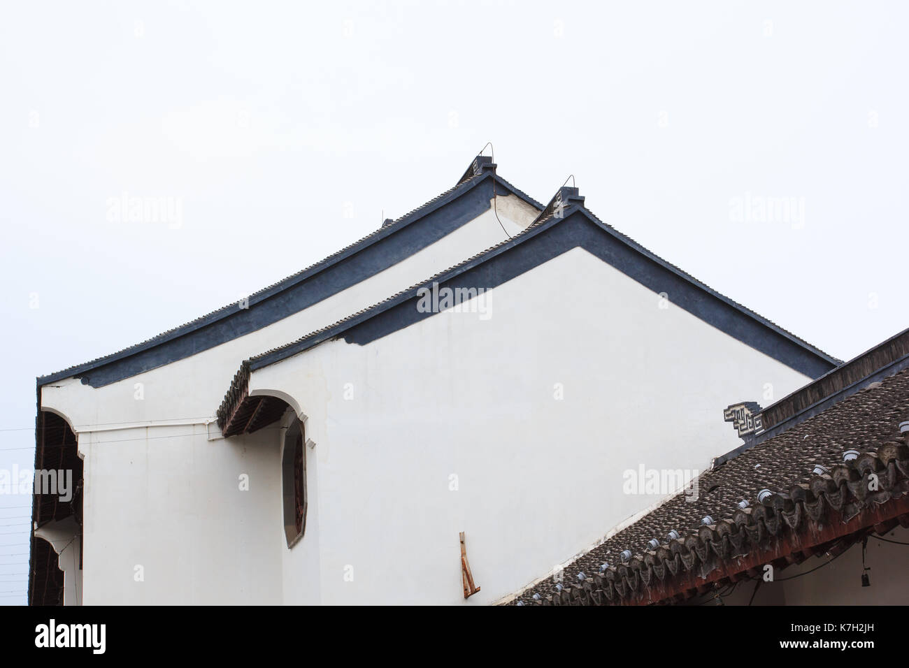 Chinese style garden buildings hi-res stock photography and images - Alamy